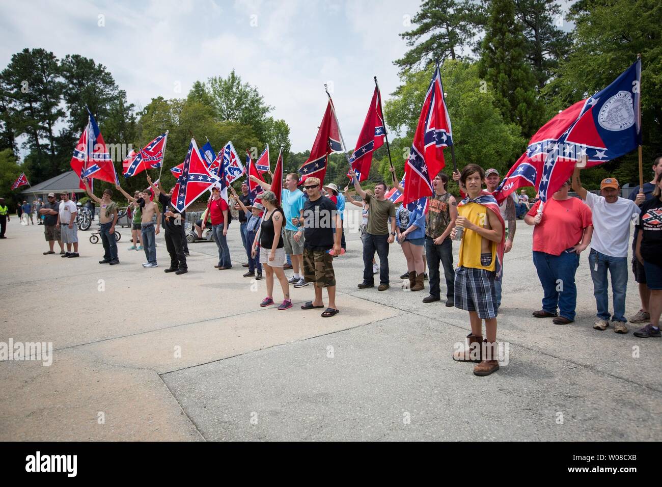 People participating in Confederate flag rally at Stone Mountain Park ...