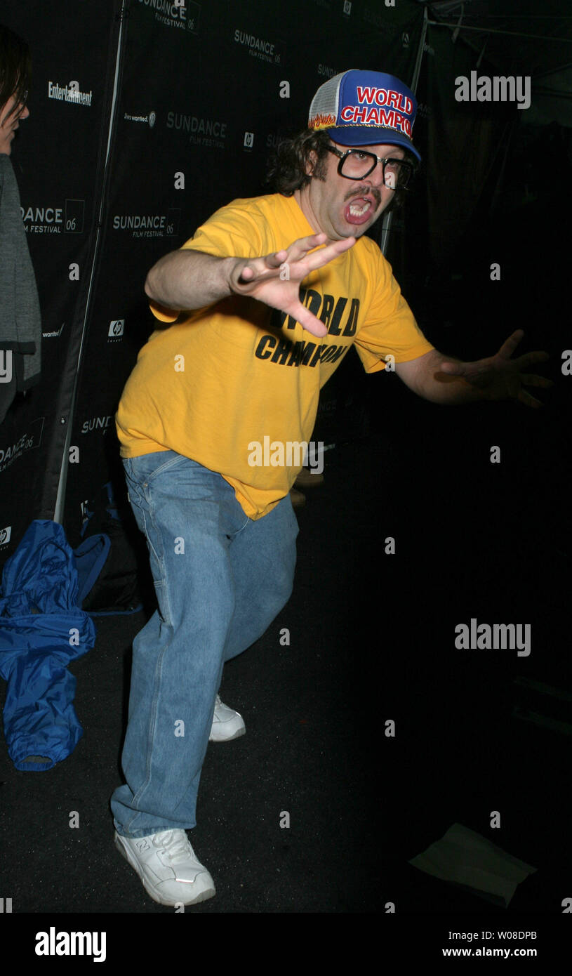 Judah Friedlander arrives at the premiere of "The Darwin Awards" at the ...