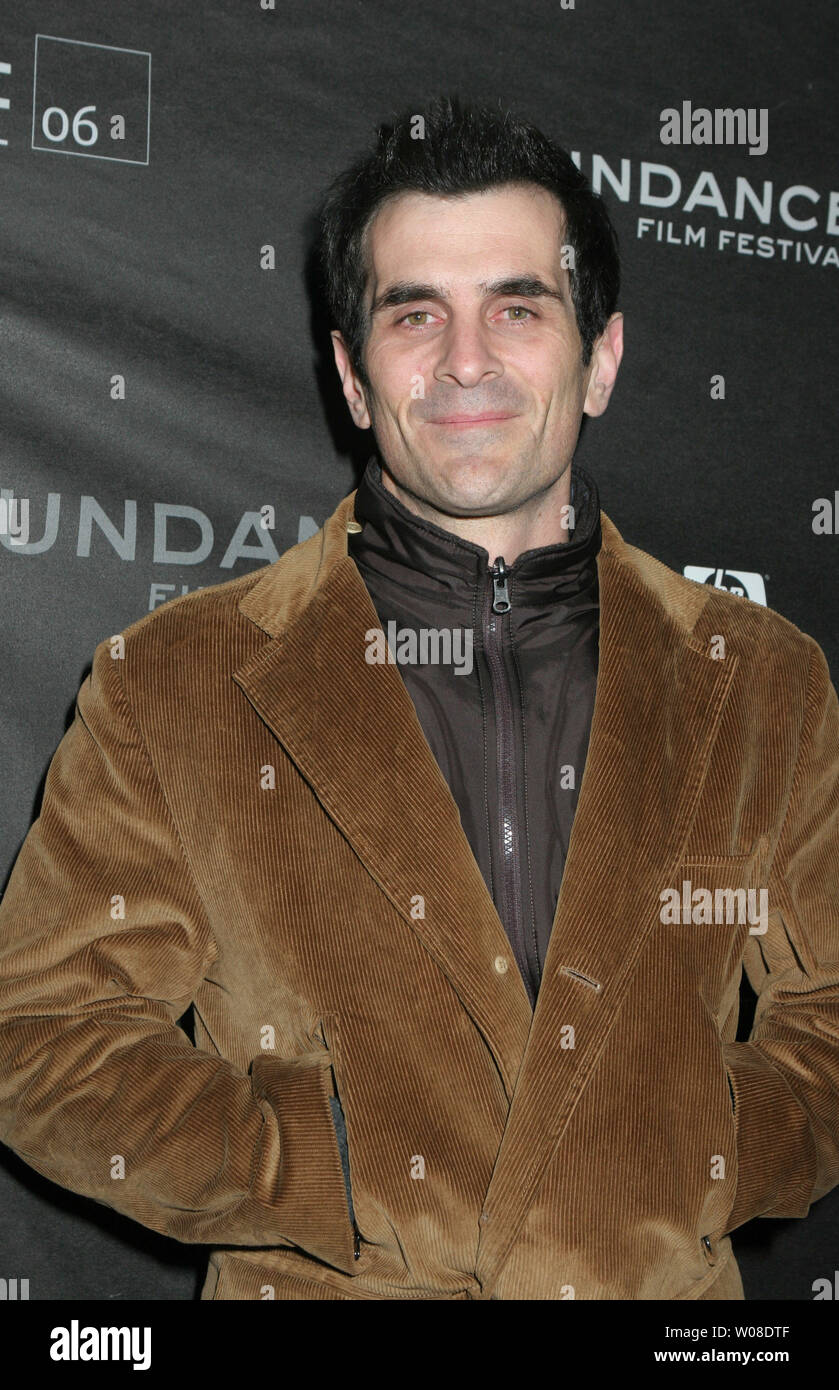Ty Burrell arrives at the premiere of "The Darwin Awards" at the Eccles ...