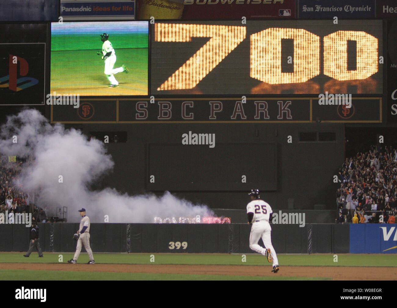 17 september 2004 hi-res stock photography and images - Alamy