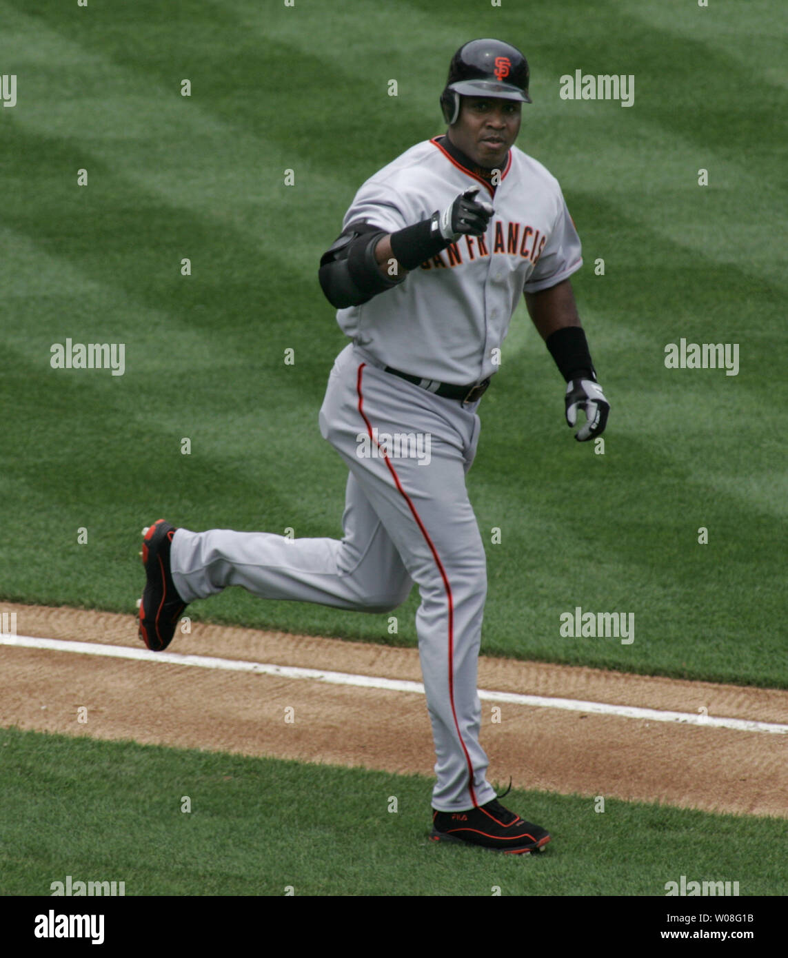 Aisha bonds hi-res stock photography and images - Alamy