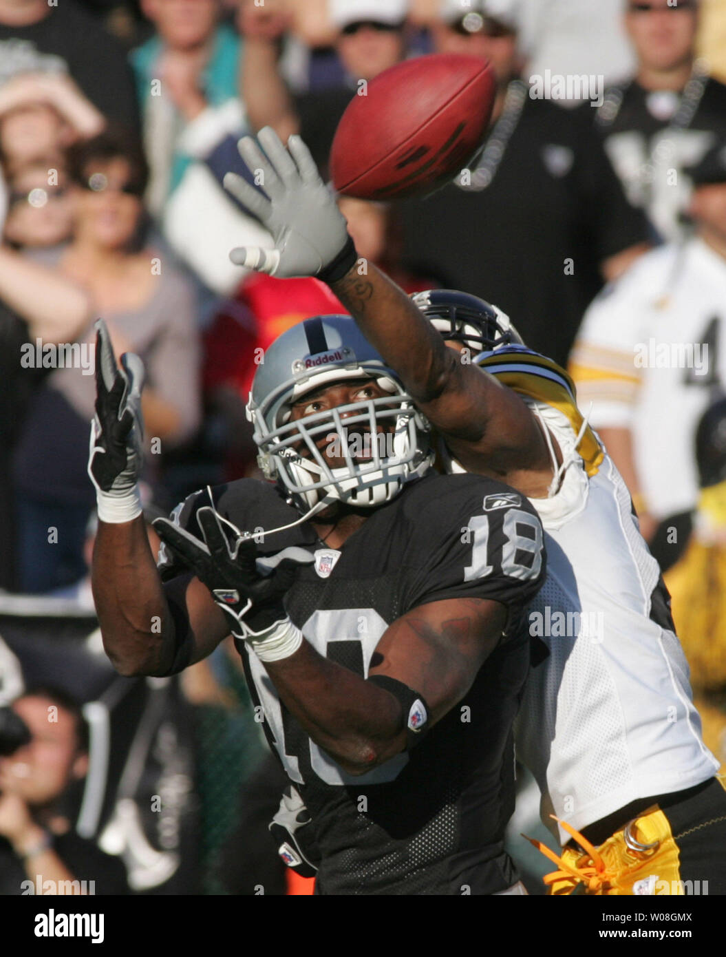 Terry long steelers hi-res stock photography and images - Alamy