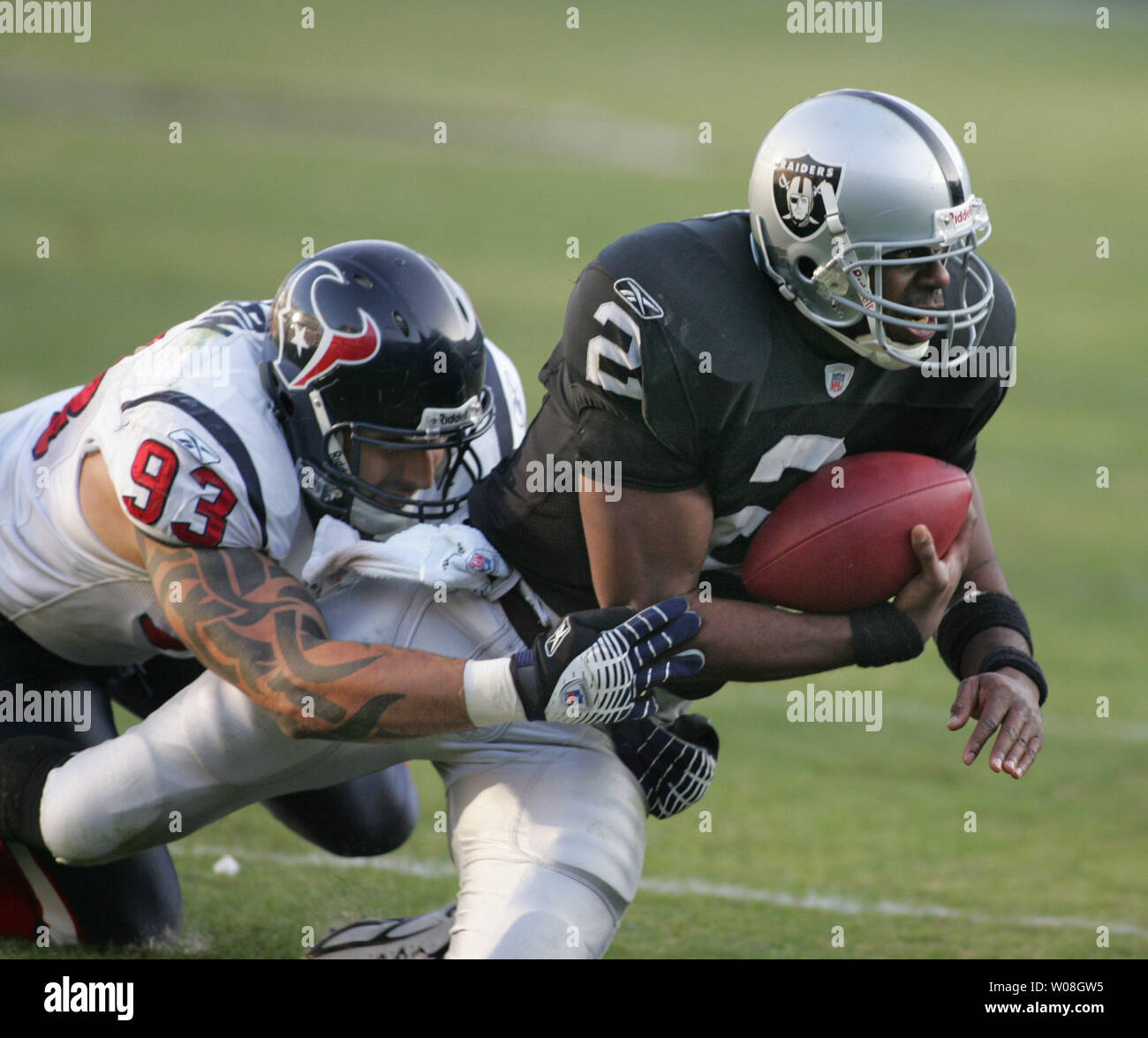 Jason babin texans hi-res stock photography and images - Alamy
