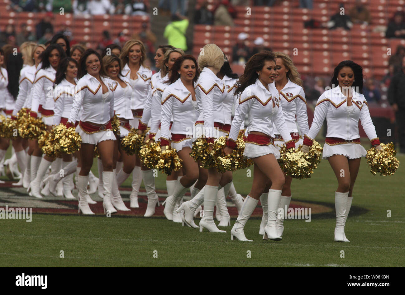 Members of the GoldRush, the San Francisco 49ers cheerleaders ...
