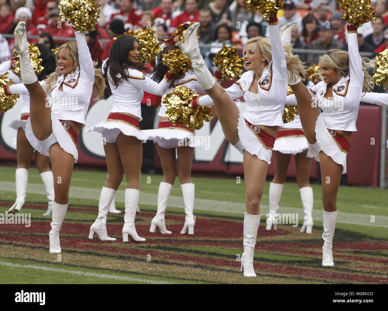 Members of the GoldRush, the San Francisco 49ers cheerleaders ...