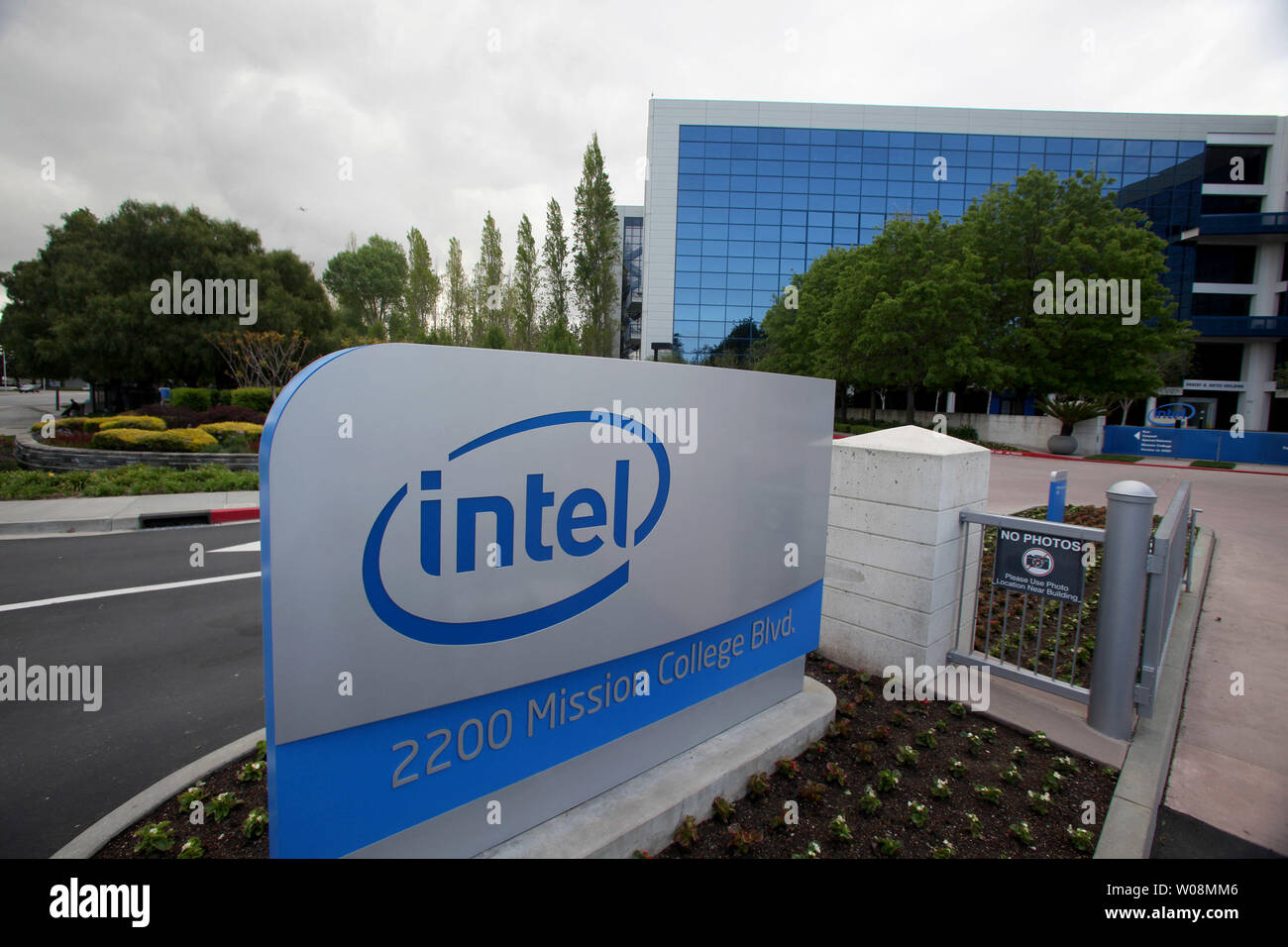 Upi business logo hi-res stock photography and images - Alamy