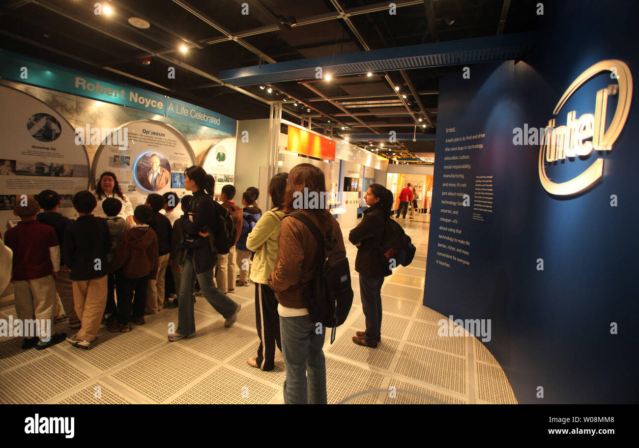 Intel computer and children hi-res stock photography and images - Alamy