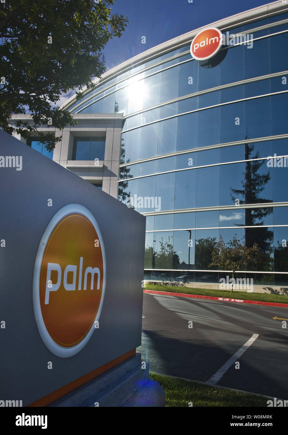 Logo marks hi-res stock photography and images - Alamy