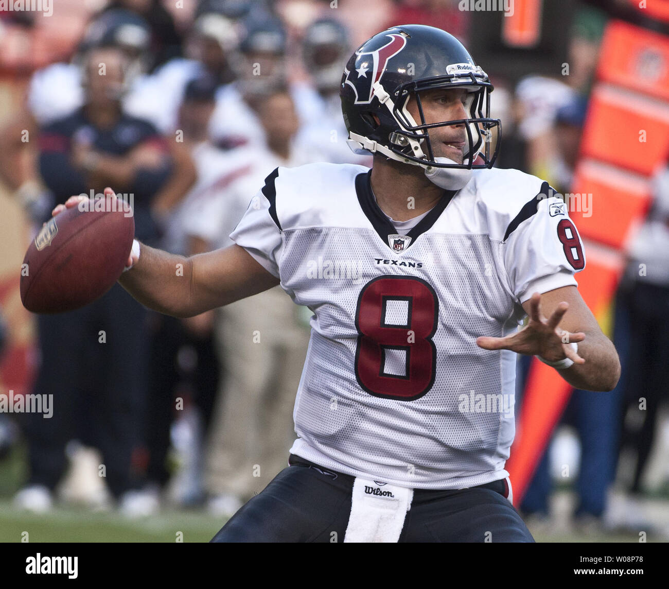 Houston Texans QB Matt Schaub looks to pass against the San Francisco ...