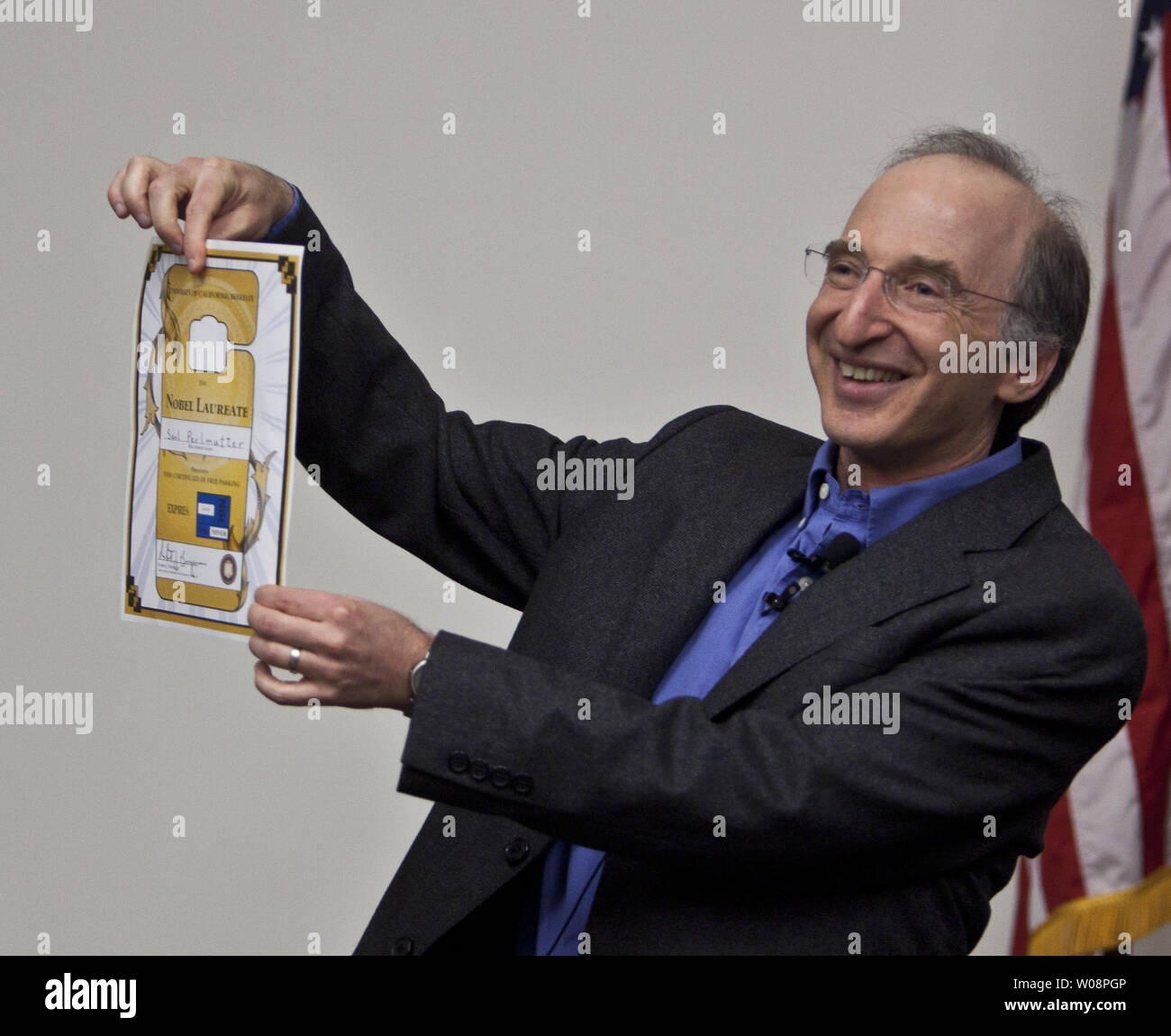 Saul Perlmutter, winner of the 2011 Nobel Prize in physics, shows off ...