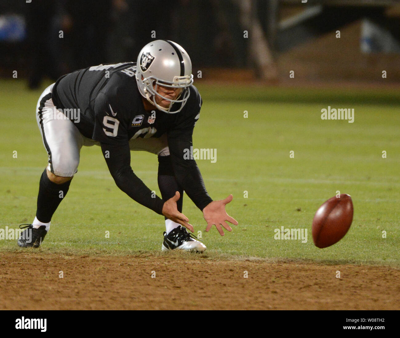 Snaps o hi-res stock photography and images - Alamy