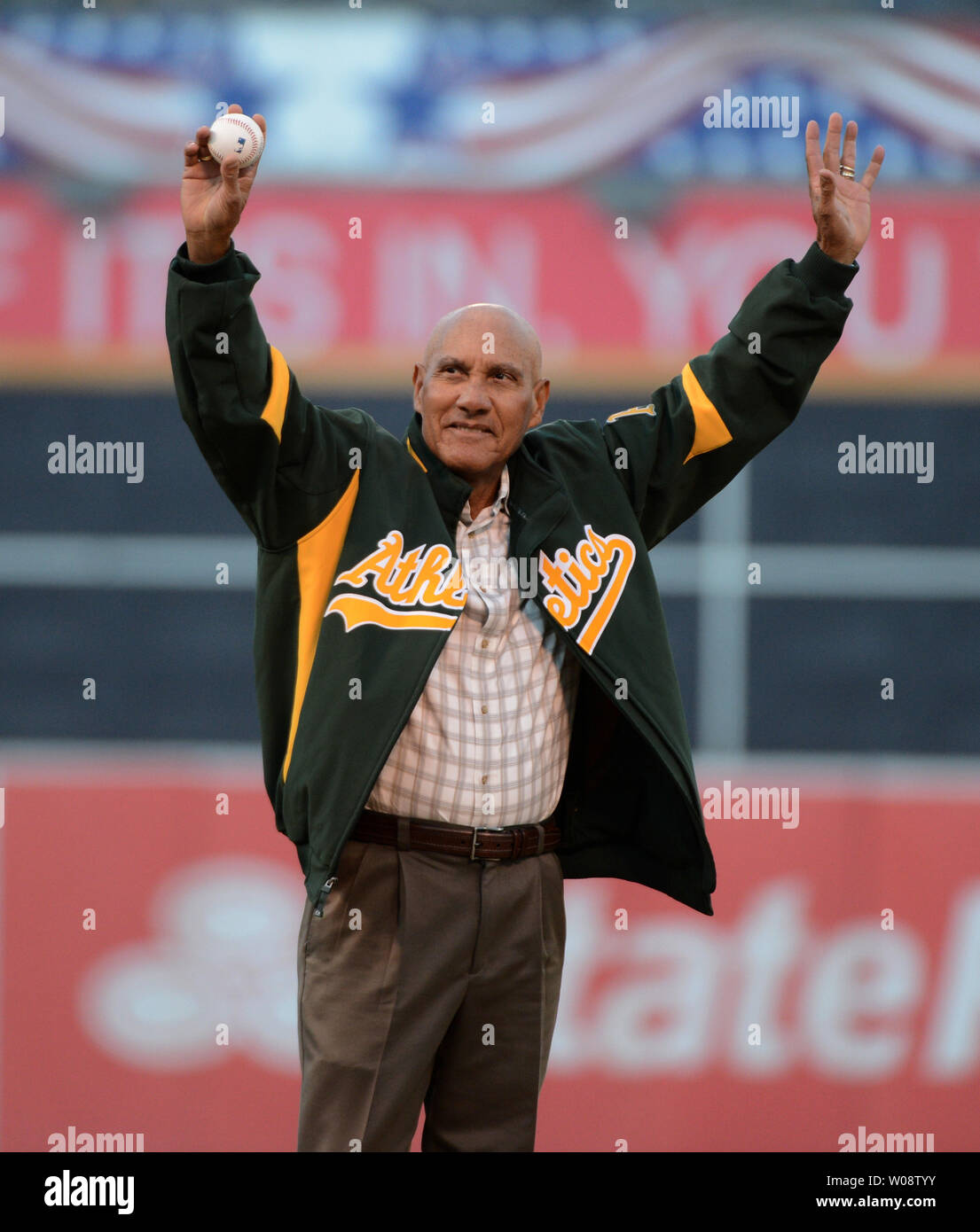 Bert campaneris hi-res stock photography and images - Alamy