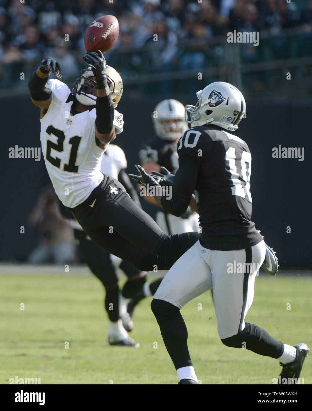 Patrick robinson hi-res stock photography and images - Alamy