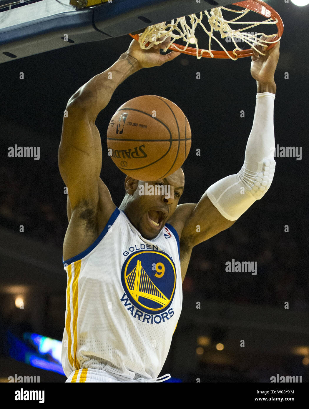 Oracle arena hi-res stock photography and images - Alamy