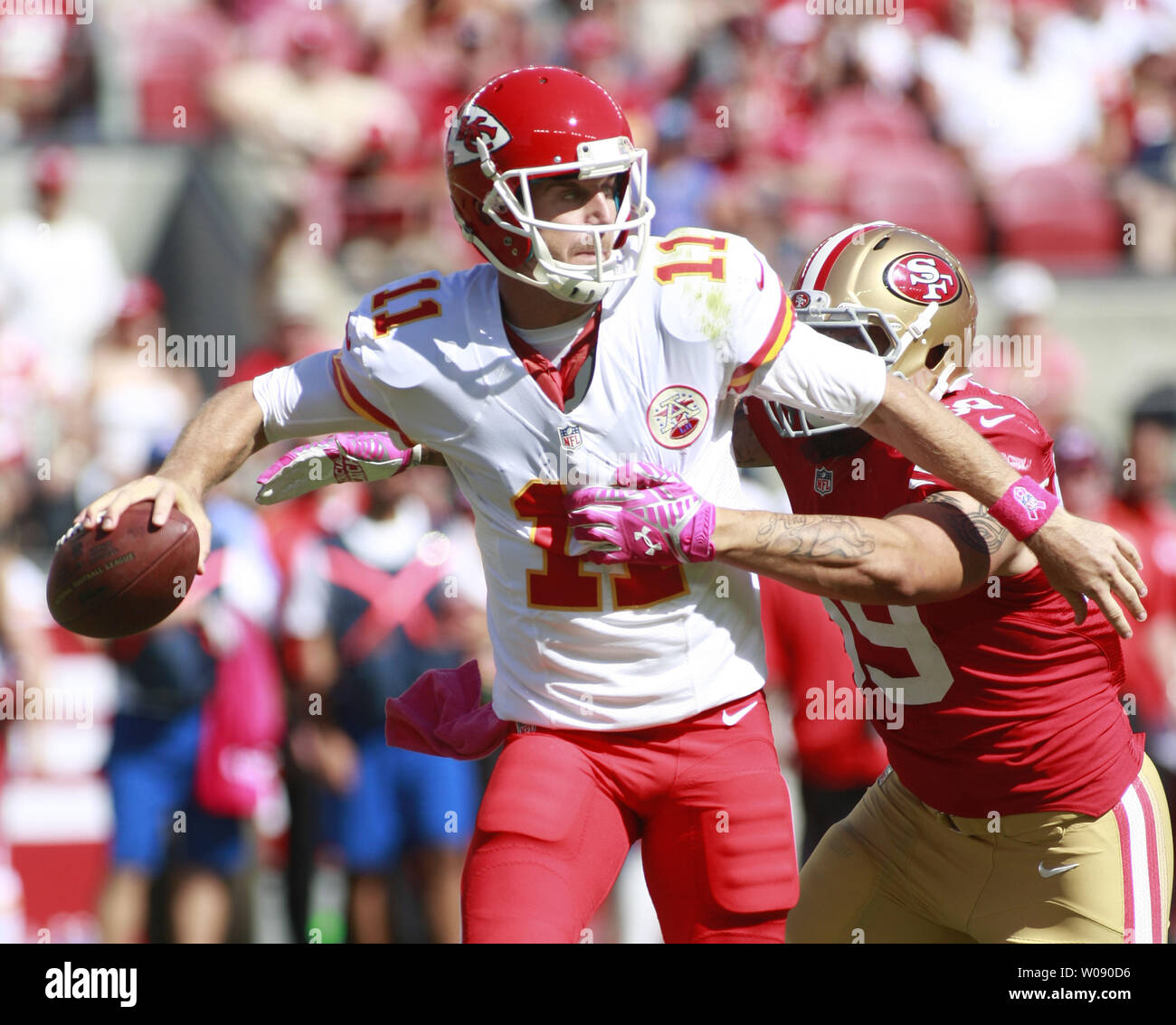 Gordon smith football hi-res stock photography and images - Alamy