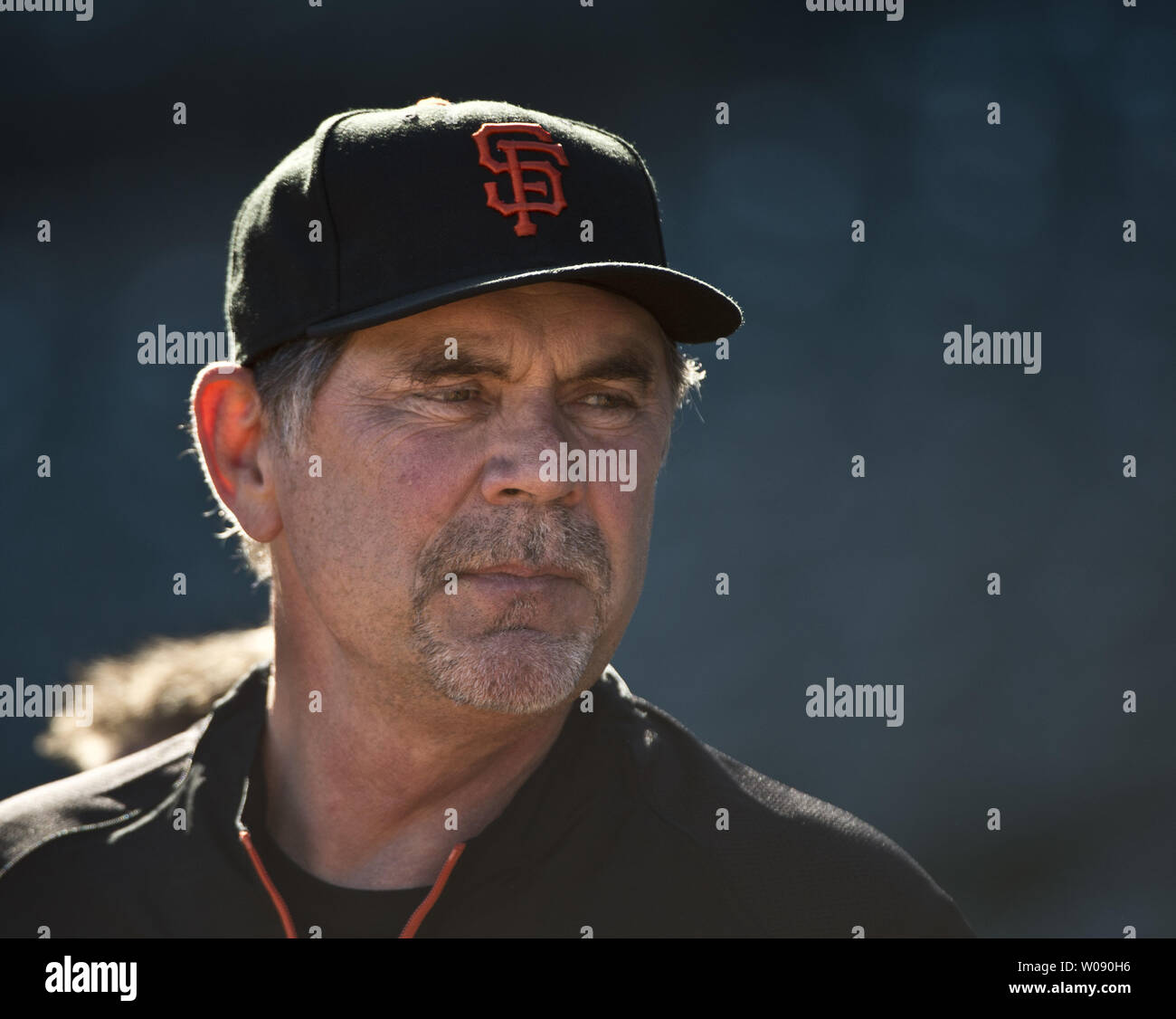 San Francisco Giants manager Bruce Bochey leaves the field at practice ...