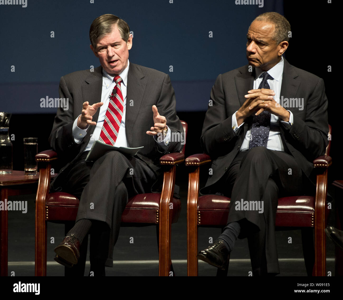 Anthony earley hi-res stock photography and images - Alamy