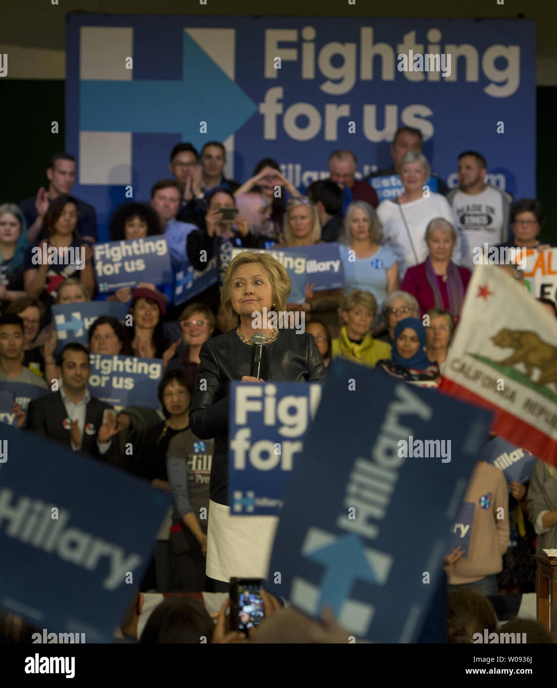 Democratic presidential hopeful Hillary Rodham Clinton speaks to ...