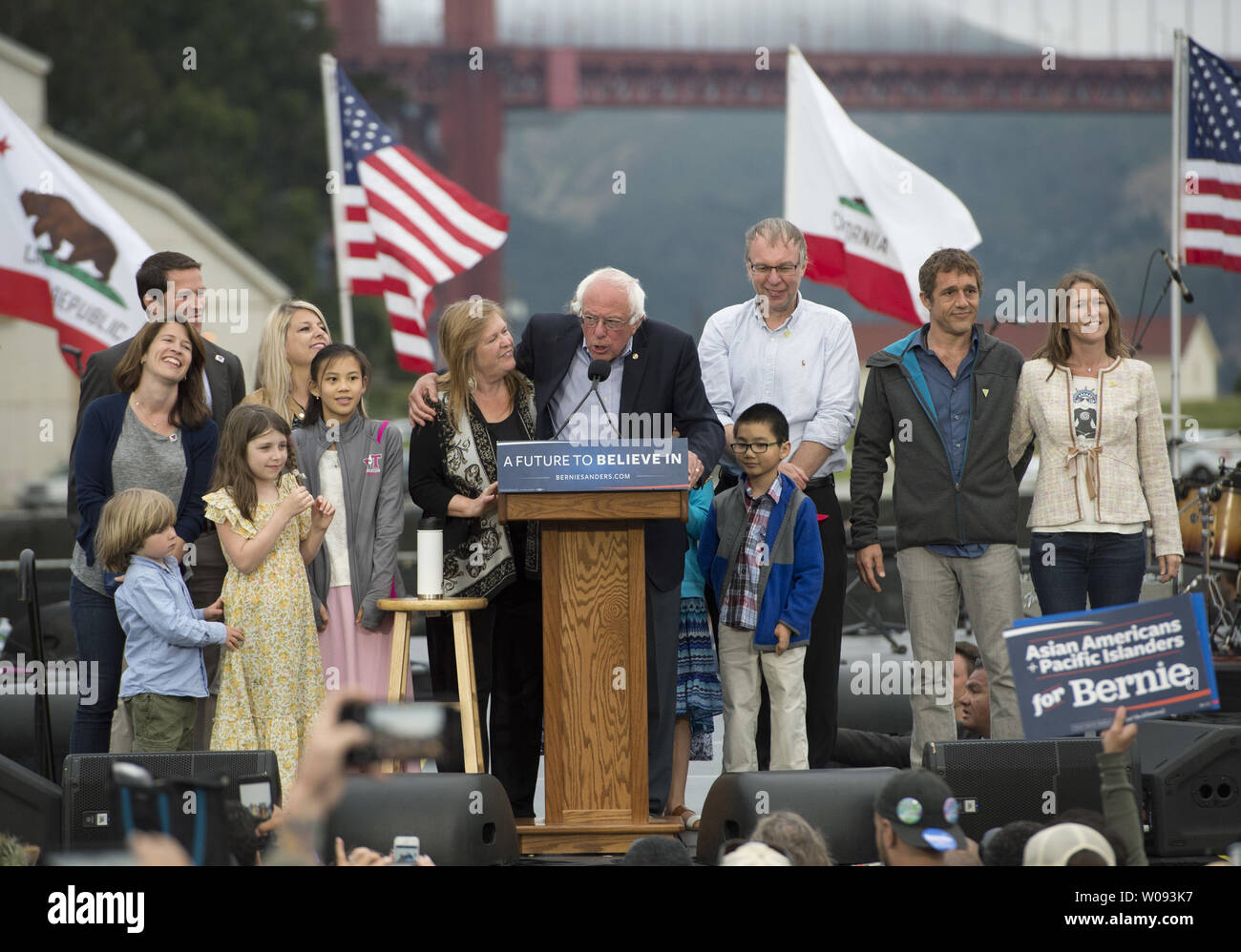 Democratic presidential candidate Bernie Sanders hugs his wife Jane O ...