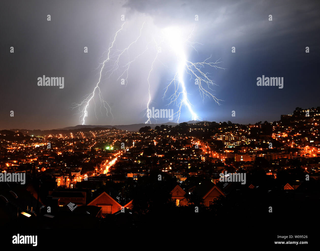 Cool lightning hi-res stock photography and images - Alamy