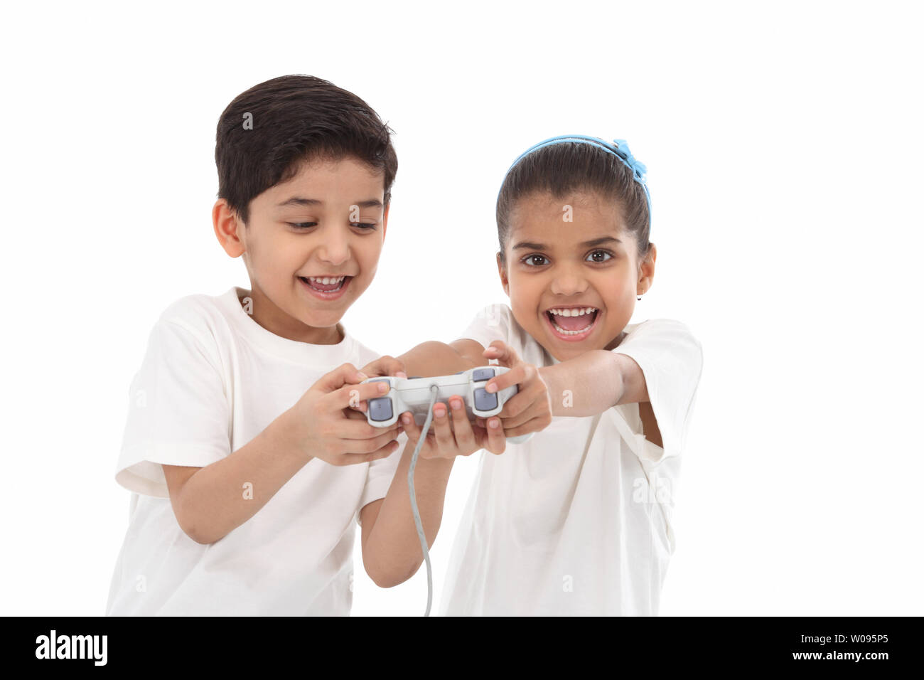 Indian children playing games hi-res stock photography and images - Alamy