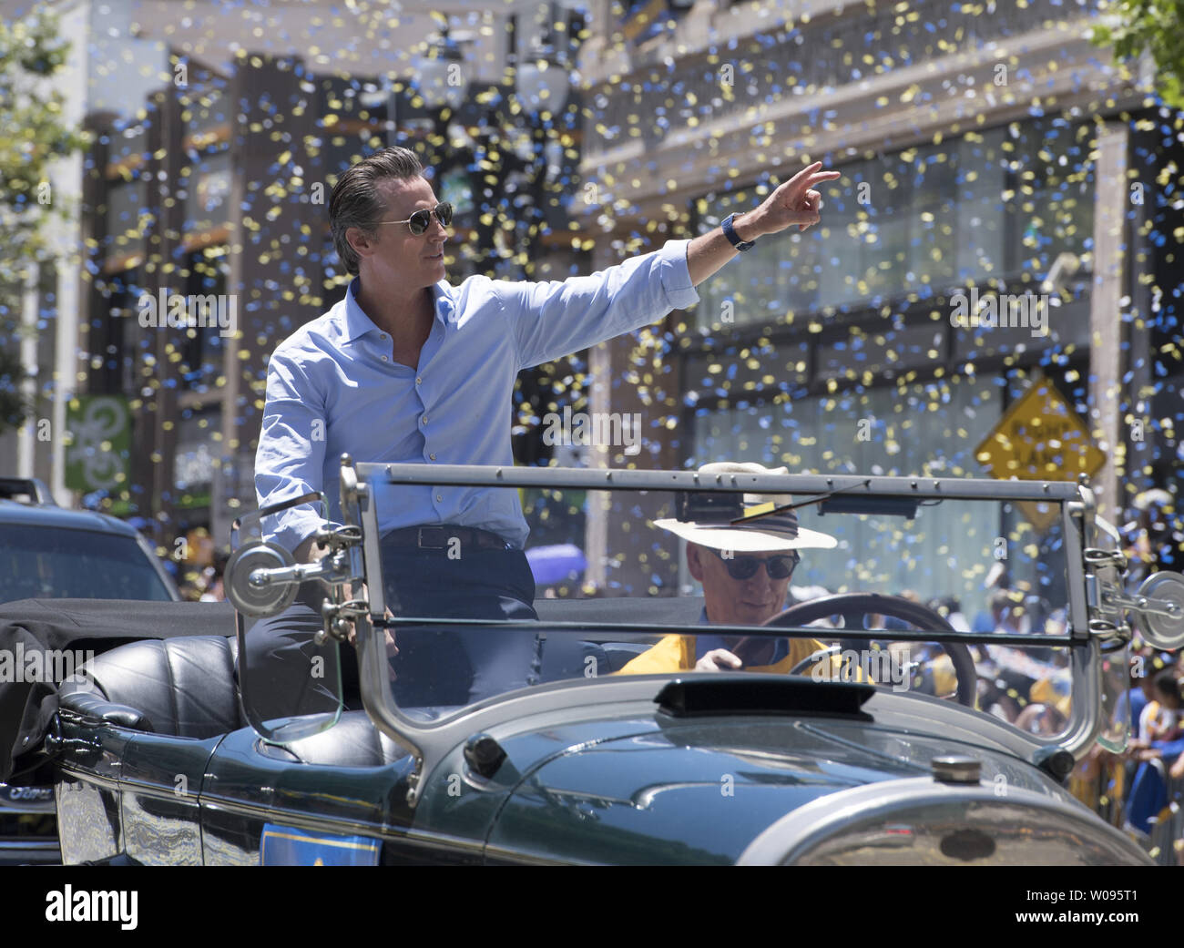 Gavin newsom 2018 hi-res stock photography and images - Alamy