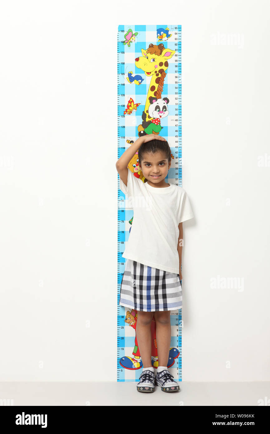 Child height measurement scale hi-res stock photography and images - Alamy