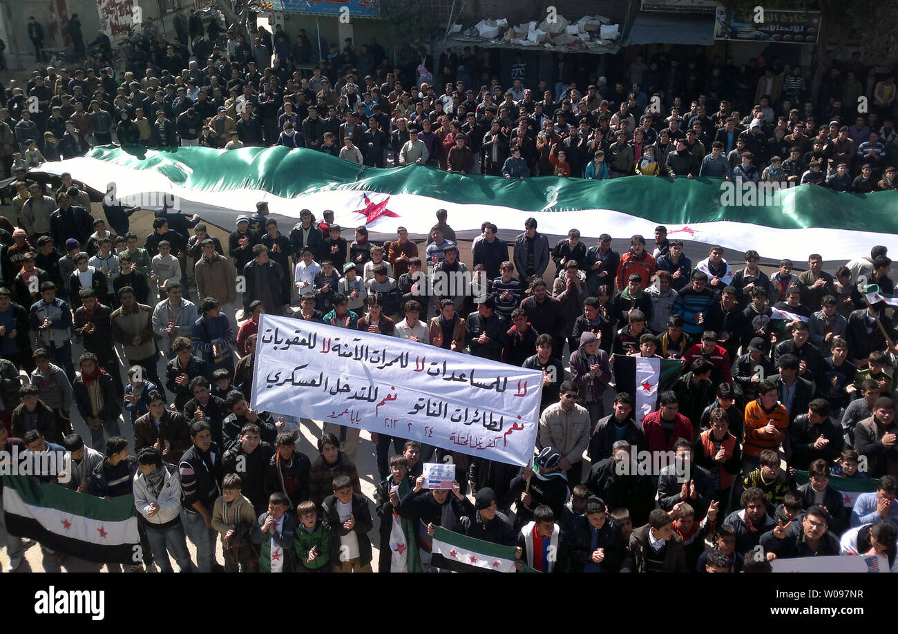 Syrian rebel flag hi-res stock photography and images - Alamy