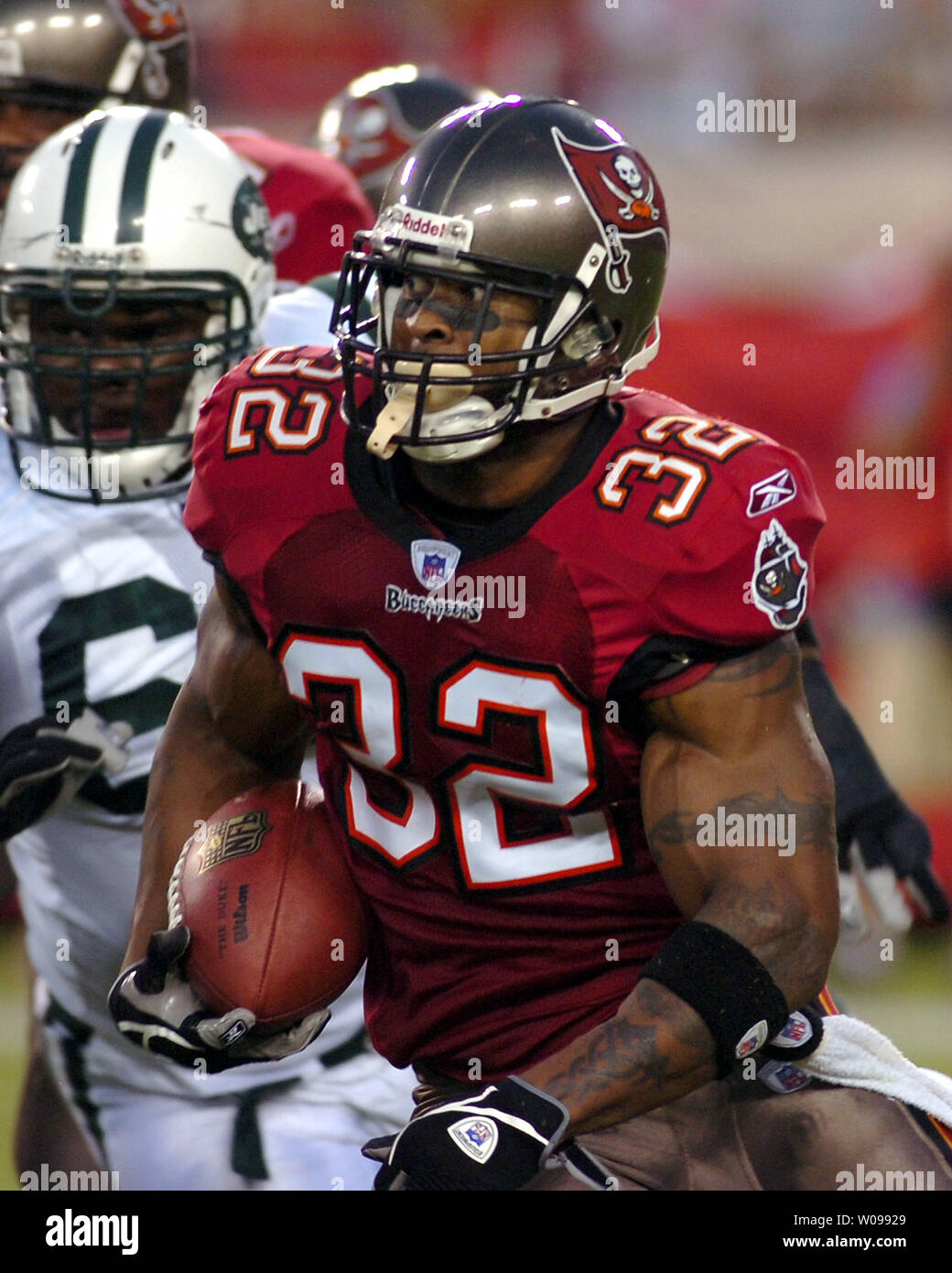 Michael Pittman Biceps