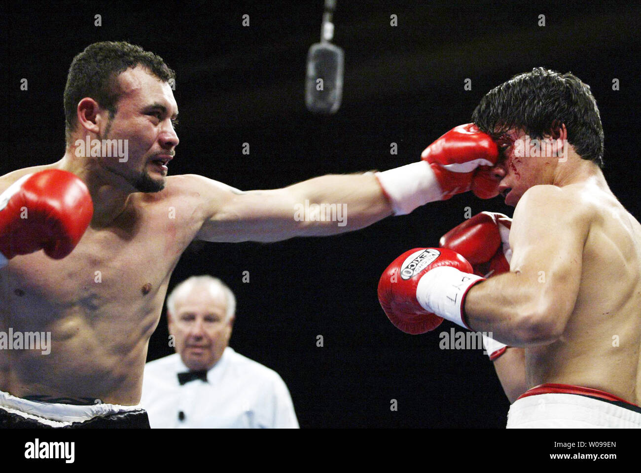 Roger flores hi-res stock photography and images - Alamy