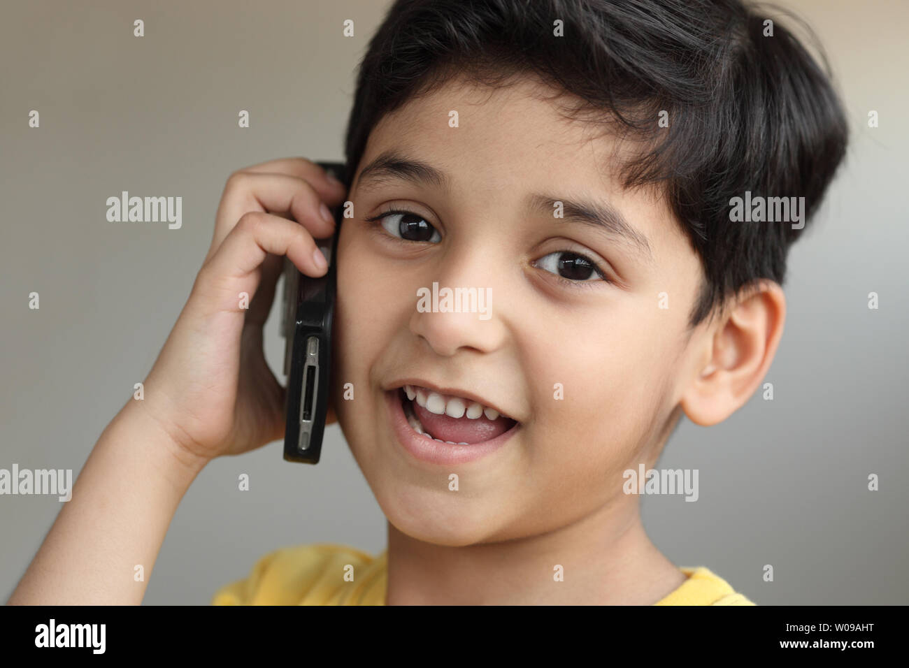 Indian kid mouth open hi-res stock photography and images - Alamy