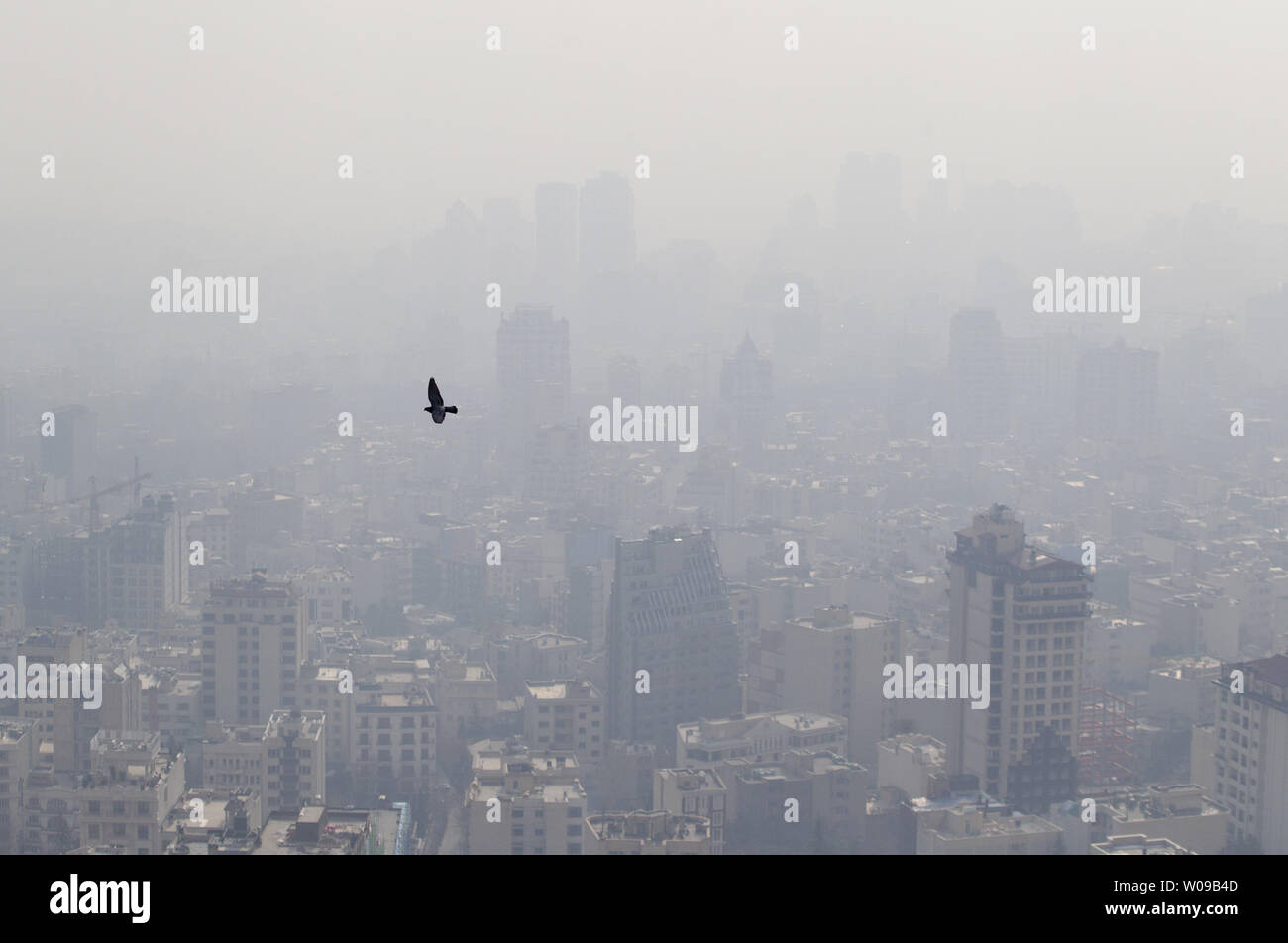 Pollution in tehran hi-res stock photography and images - Alamy