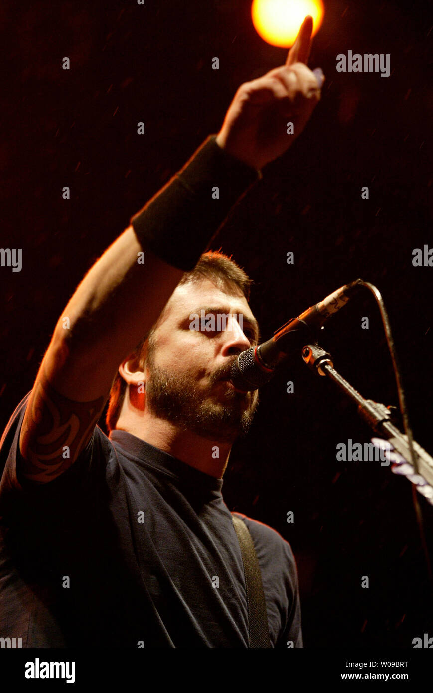 Foo Fighters lead singer Dave Grohl performed on the final night of the ...