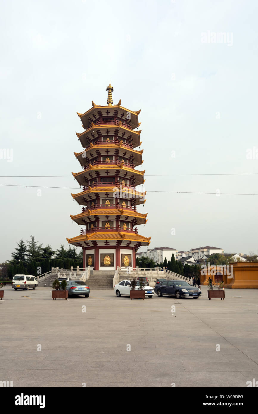 Qibao temple hi-res stock photography and images - Alamy