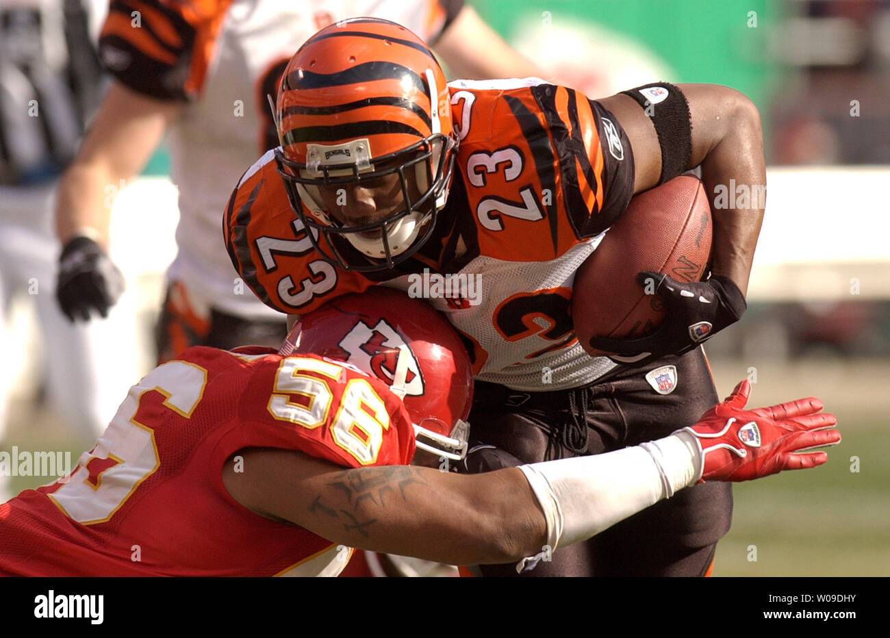 Chris perry in action hi-res stock photography and images - Alamy