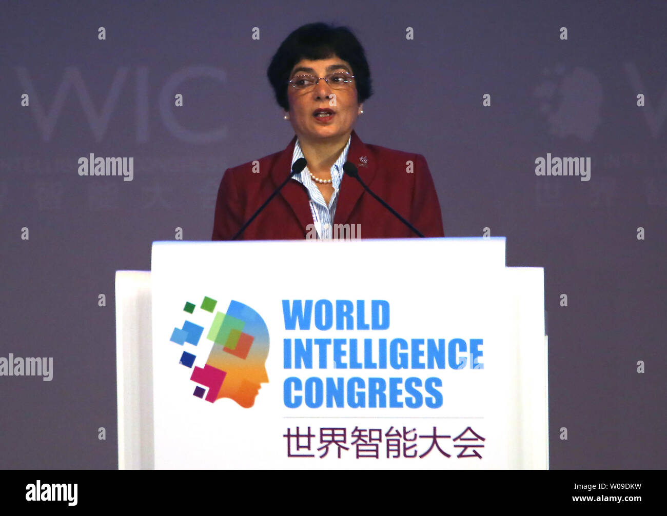 World of engineering hi-res stock photography and images - Alamy