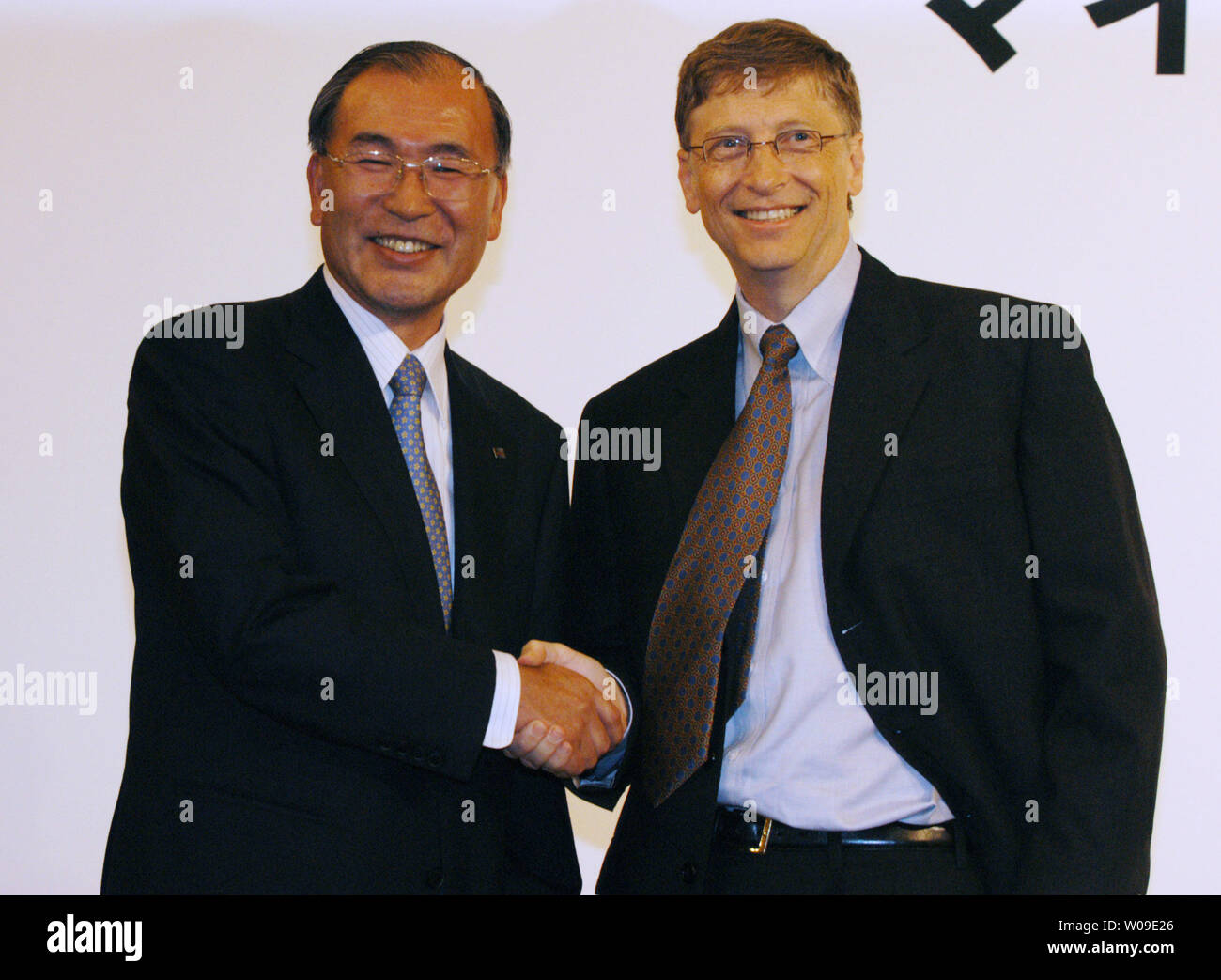 Bill Gates, chairman and chief software architect of Microsoft ...