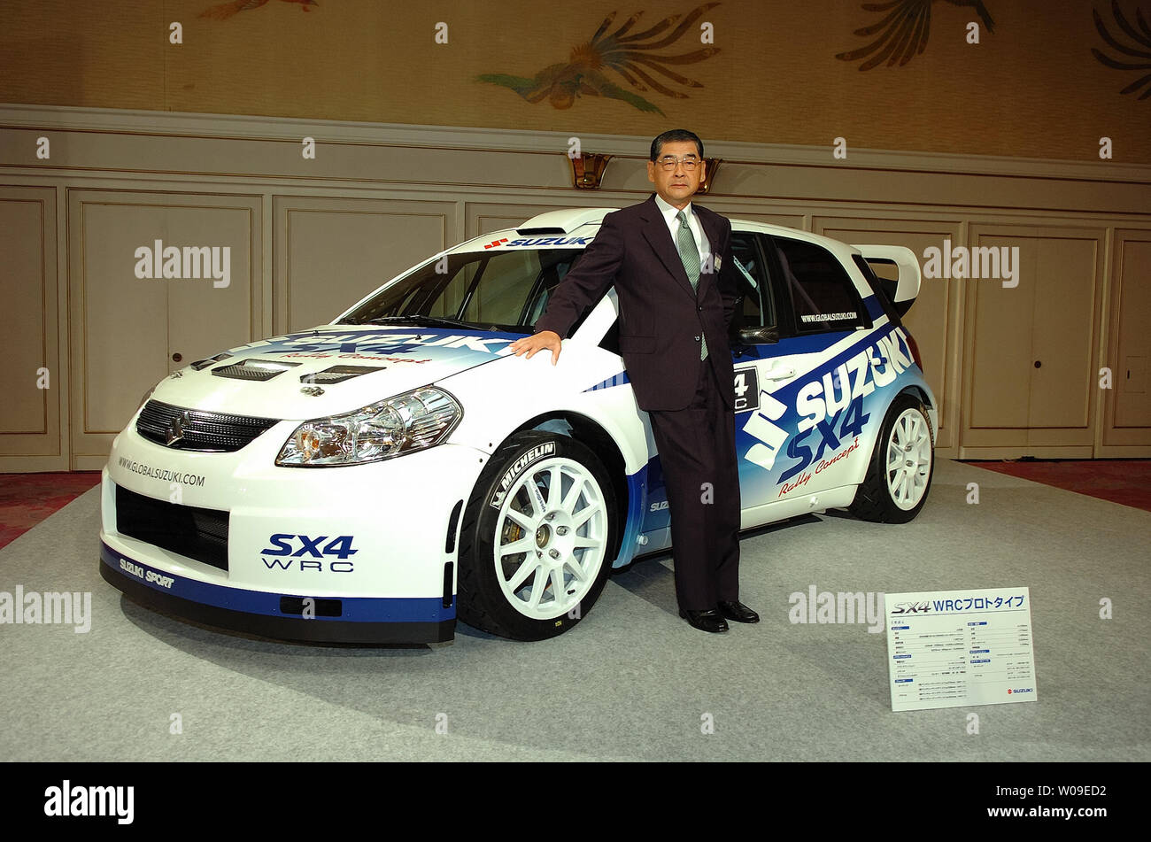 Suzuki sx4 wrc rally world hi-res stock photography and images - Alamy