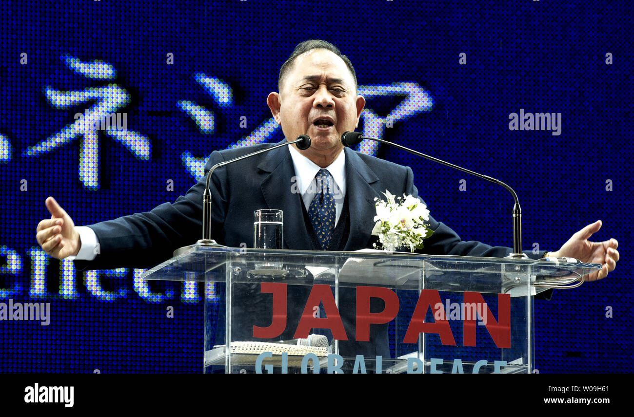 Filipino In Tokyo Japan High Resolution Stock Photography and Images ...