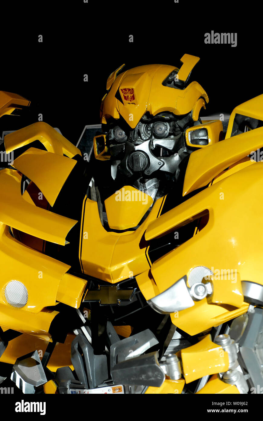 Bumblebee Wallpaper Revenge Of The Fallen