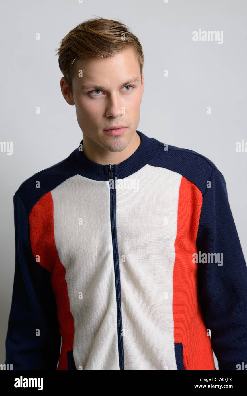 Man with sweater hi-res stock photography and images - Alamy