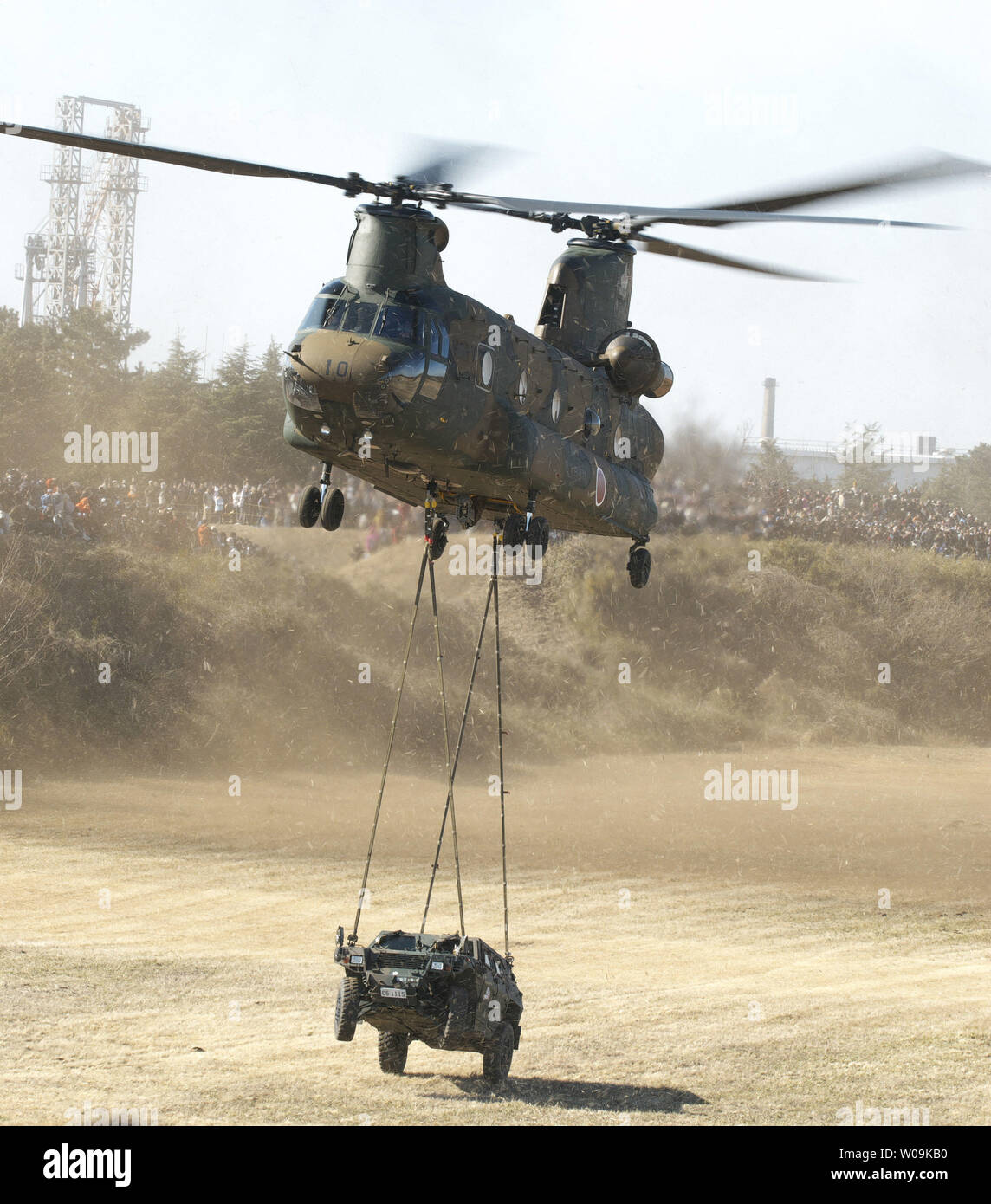 Light Armoured Vehicle(LAV) of Japan's Ground Self-Defense Force ...