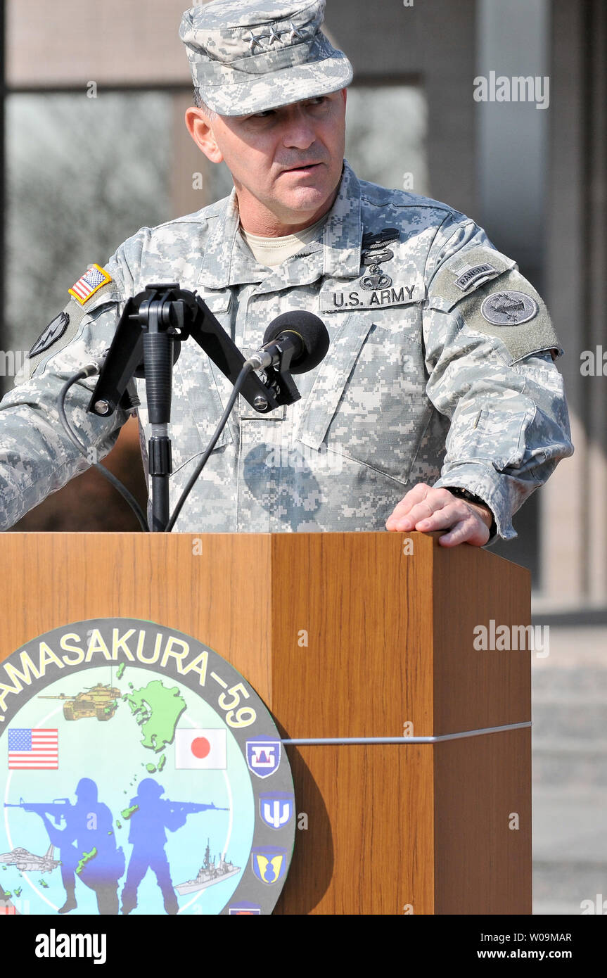 U.S. Army Pacific, Commander, Lt. Gen. Benjamin Mixon(C) speaks during ...