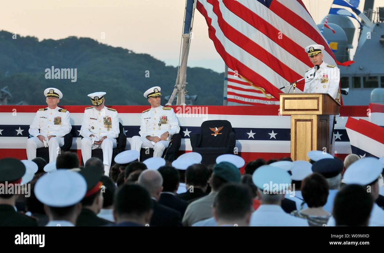 Vice Admiral Scott H. Swift new commander of U.S. Seventh Fleet (R ...