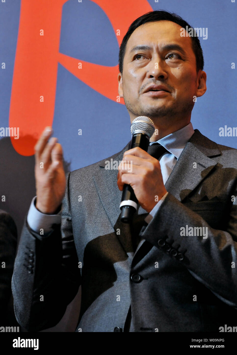 Japanese actor ken watanabe hi-res stock photography and images - Alamy