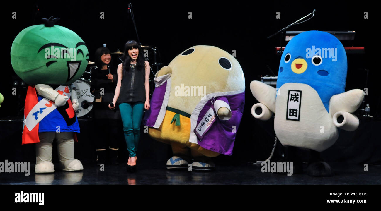(L-R)Tokushima prefectiure official mascot "Sudachi-kun", Canadian ...