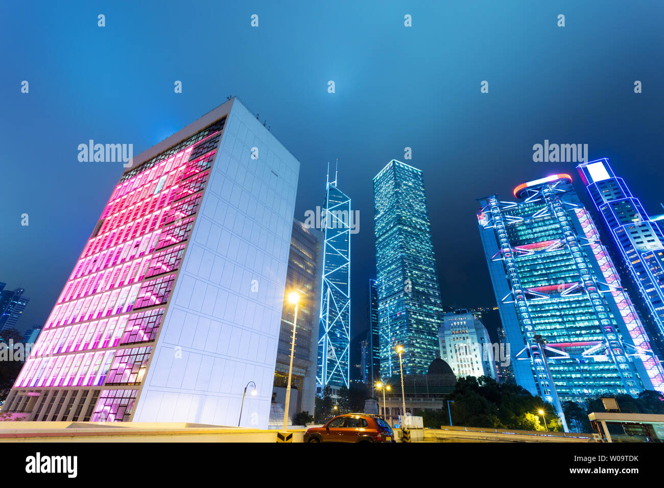 Tall office by night Stock Photo - Alamy