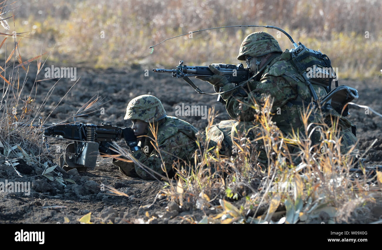 2 2 Stryker Brigade Combat Team High Resolution Stock Photography and ...