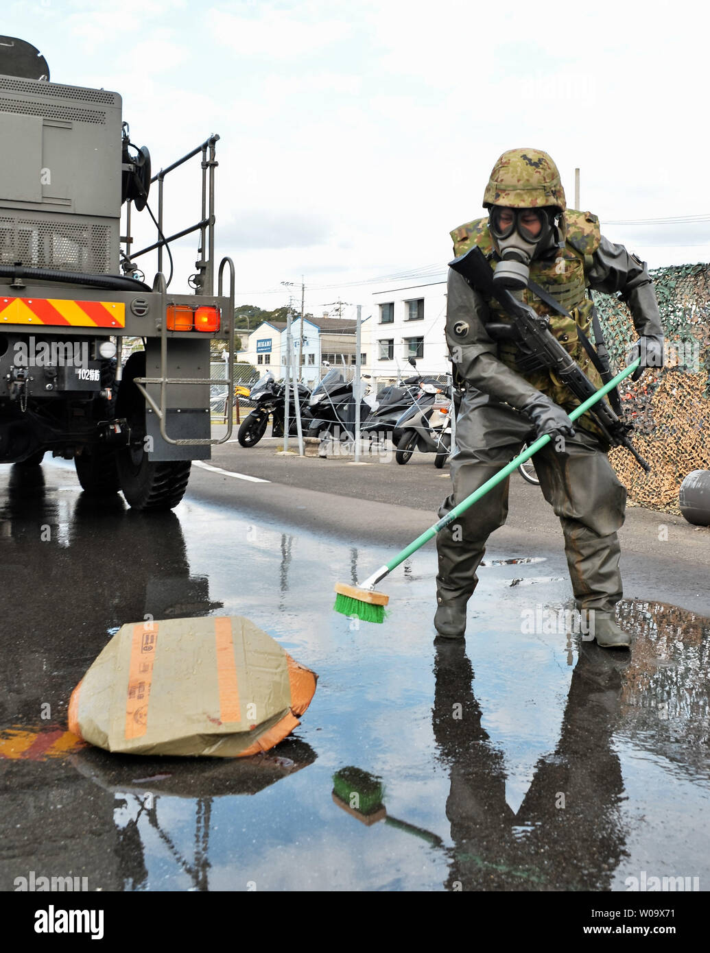Nuclear biological chemical unit hi-res stock photography and images ...