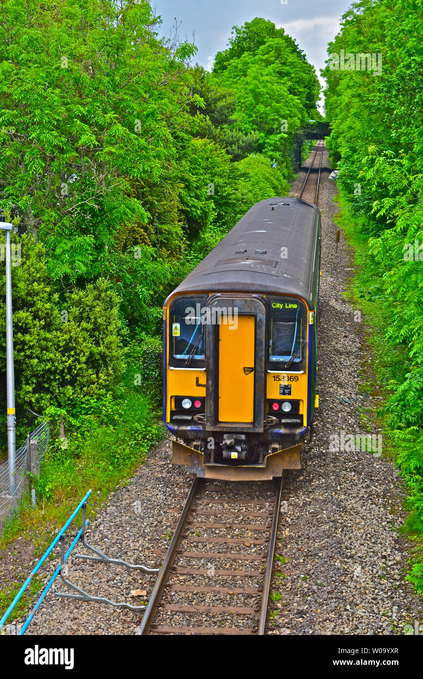 Tree lined rail line hi-res stock photography and images - Alamy